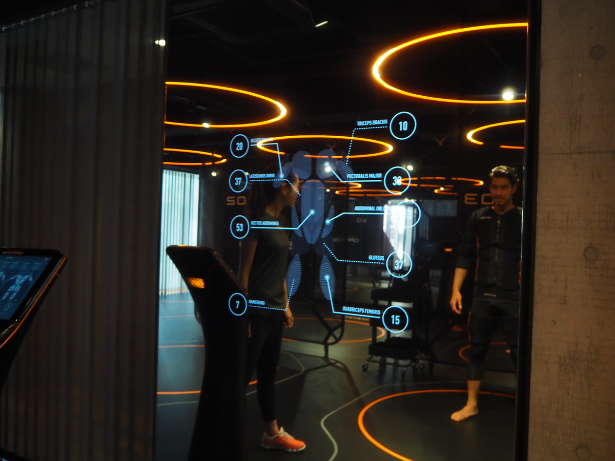 たった15分でOK！全身SIXPADでEMSトレーニングするジムを体験してきた | ＆GP - Part 2