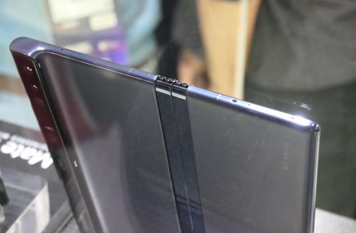 折れ曲がる5Gスマホ「HUAWEI Mate X」は約29万円【MWC19】 | ＆GP - Part 2