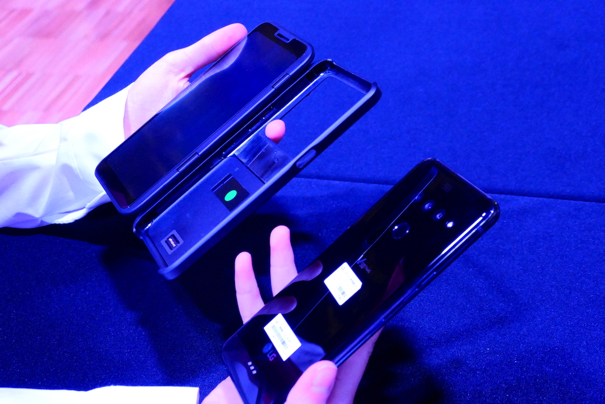 2画面、5カメラ、触れずに操作…。最先端を突き進むLGの最新スマホ【MWC19】 | ＆GP - Part 3