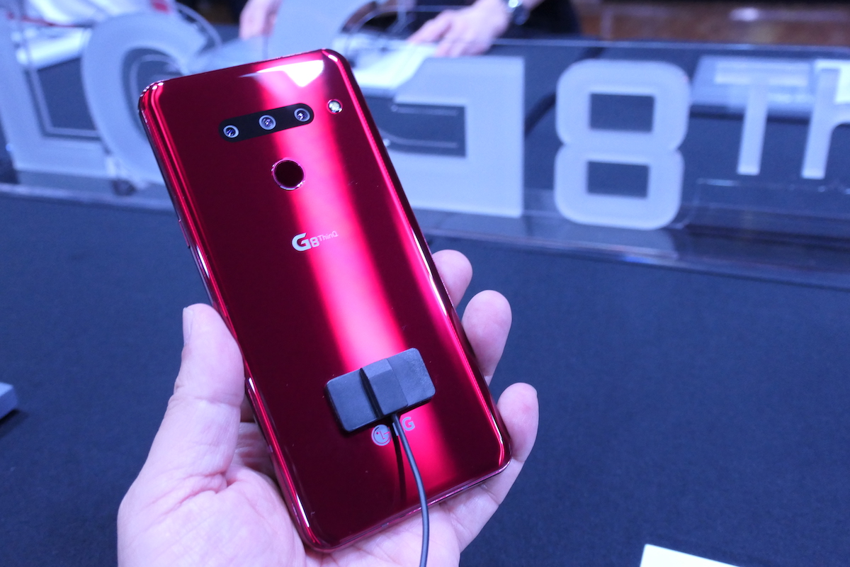 2画面、5カメラ、触れずに操作…。最先端を突き進むLGの最新スマホ【MWC19】 | ＆GP - Part 2