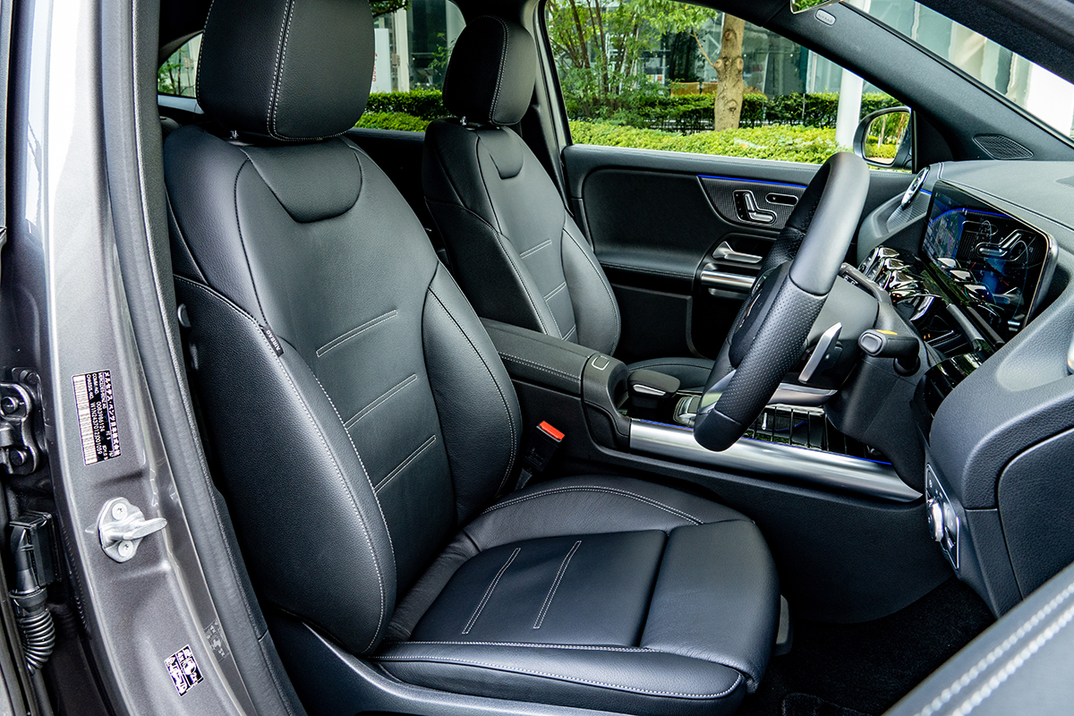 乗り心地はEV随一！メルセデス「EQA」は422kmの航続距離と加速感も魅力です | ＆GP - Part 2