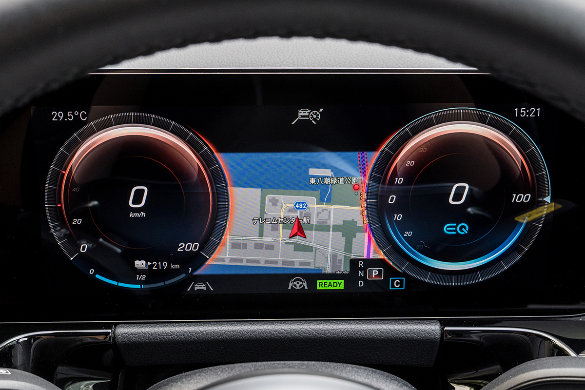 乗り心地はEV随一！メルセデス「EQA」は422kmの航続距離と加速感も魅力です | ＆GP - Part 2